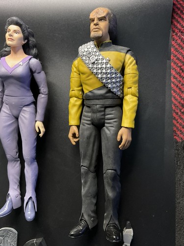 Star Trek Next Generation - Art Asylum Diamond Select Figure Lot Of 5 ...
