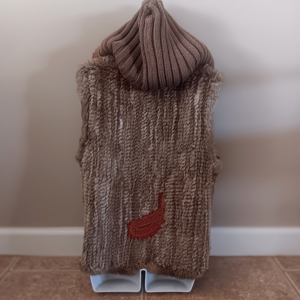 Vintage Mitchie's Knitted Brown 100% Rabbit Fur Toggle Vest Women's ...