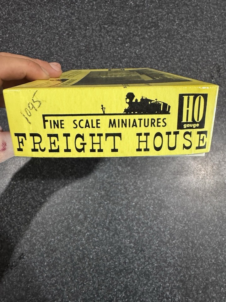 Fine Scale Miniatures HO Scale Freight House Building Kit No. 45 | eBay