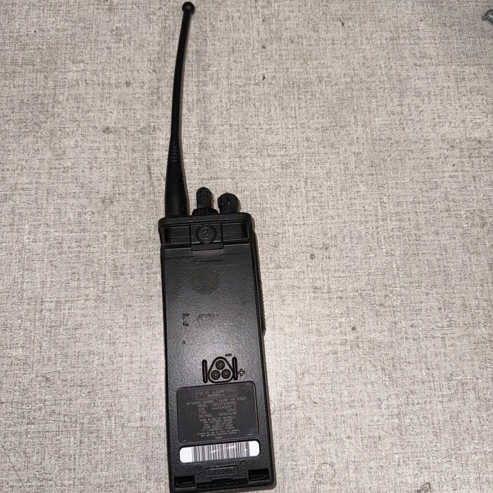 Motorola MTS 2000 800 MHz Portable Model II | eBay
