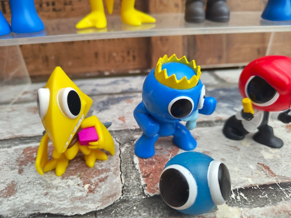 Rainbow Friends 5" Action Figure Bundle - Blue Red Yellow | eBay UK