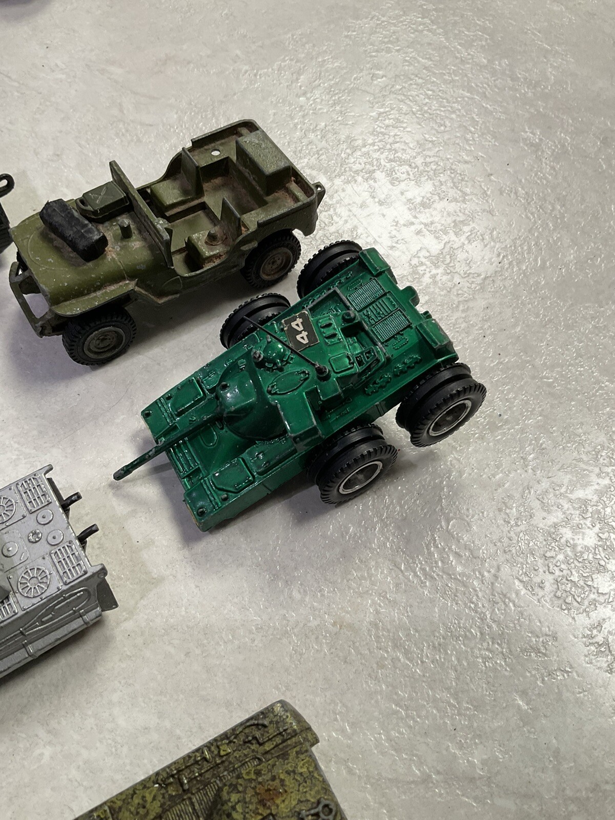 vintage ,dinky matchbox zylmex army toys 2 tanks ,bobby ,jeep ,truck ...