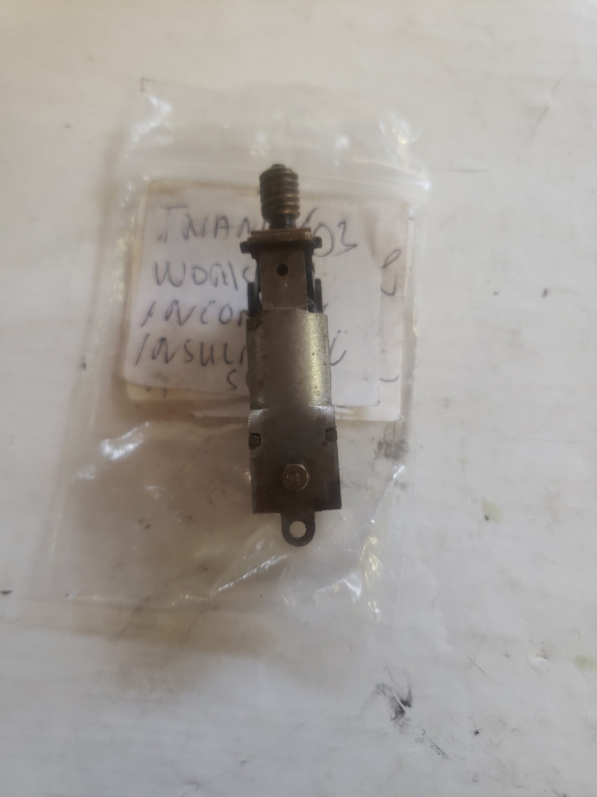 TRIANG HORNBY X04 MOTOR GOOD RUNNER. FULL BRUSHES. LOT 4. FOR SPARES ...