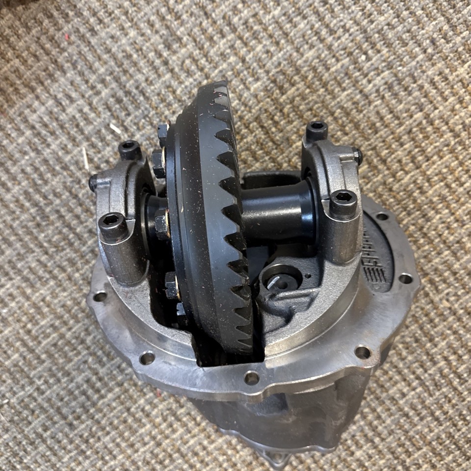Posi Differential 3rd Member, 31 Spl, 4.11 Gear Ratio, Fits Ford 9 Inch ...