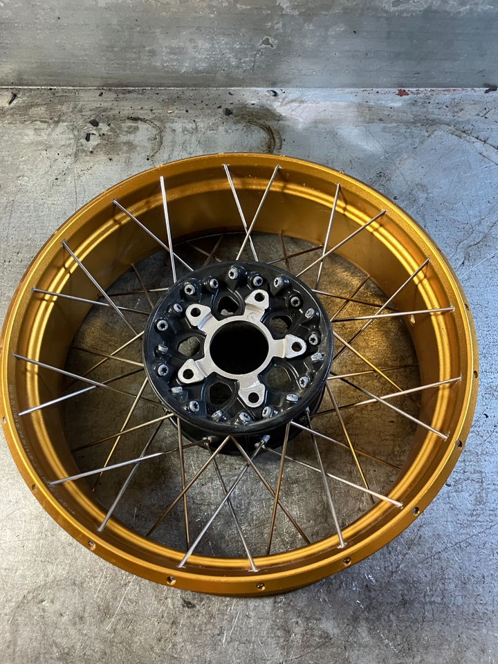 BMW R1200GS ADVENTURE LC SPOKED TUBELESS REAR WHEEL R1250GS | eBay UK