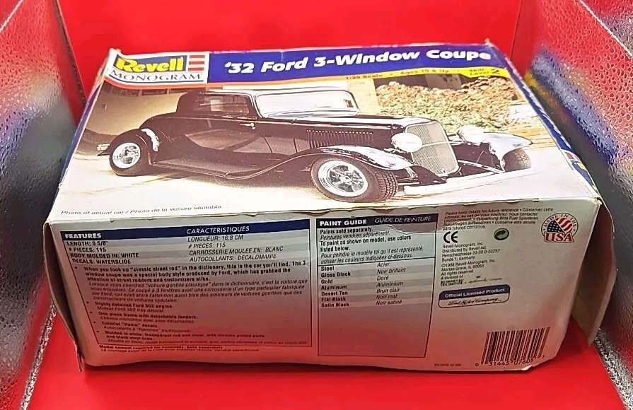 Revell 7605 1/25 Scale '32 Ford 3-Window Coupe Street Rod Model Kit ...