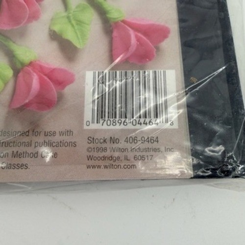 Wilton Cake Decorating Practice Board Set Roses Ribbon Flowers Reusable ...