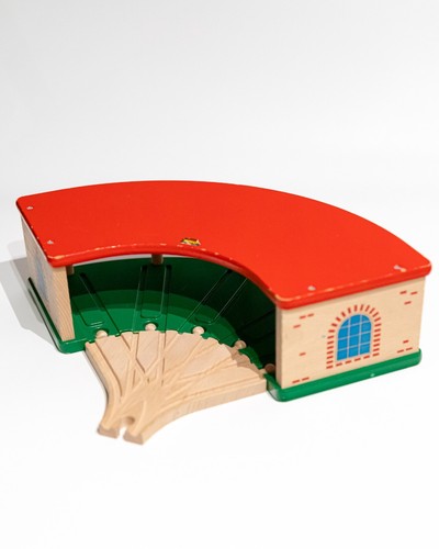 Vintage BRIO Roundhouse Train Shed Depot #33461 Fits Thomas & Friends ...