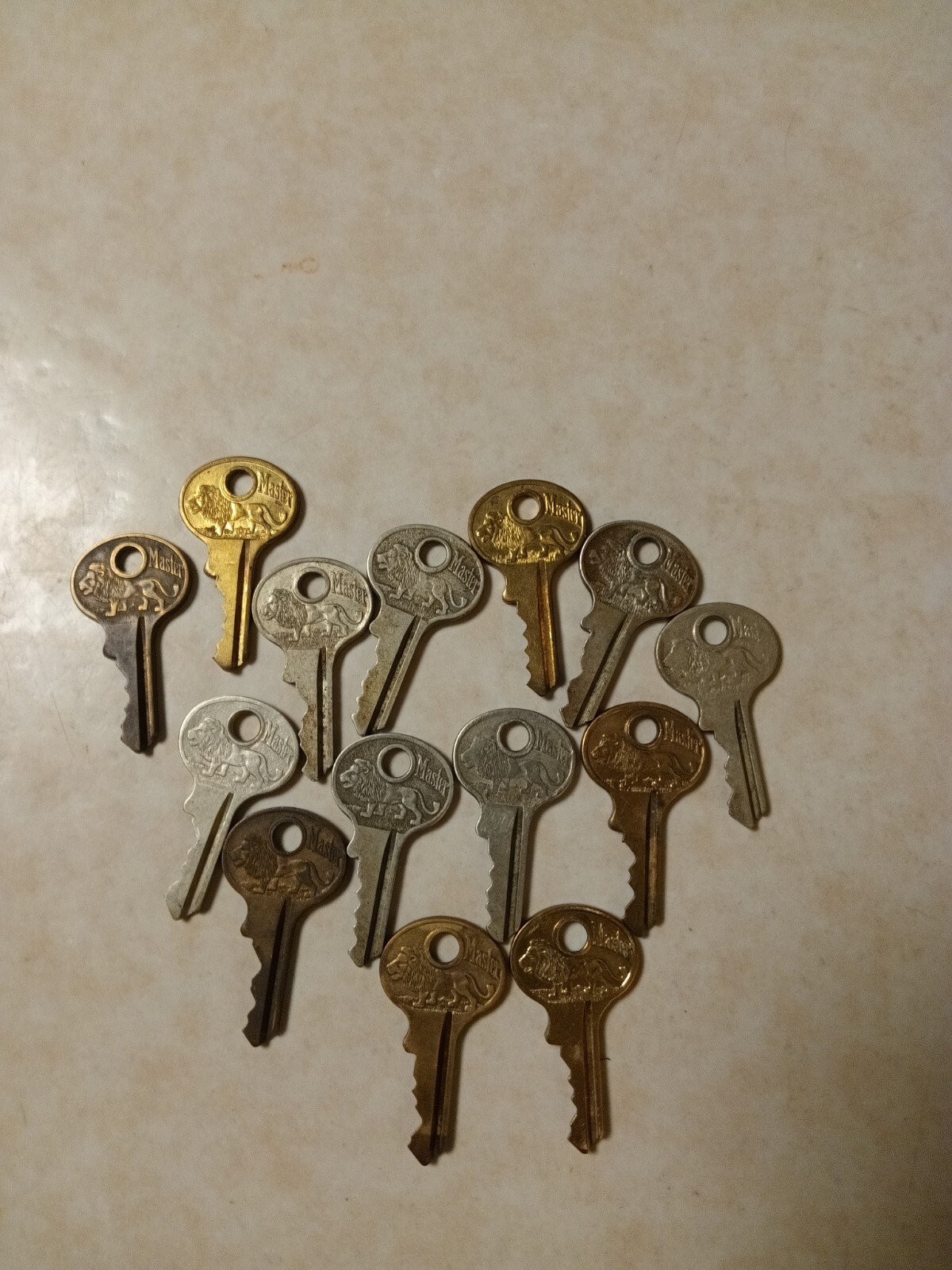 LOT of 14 Vintage Original Master Lock Keys LION | eBay