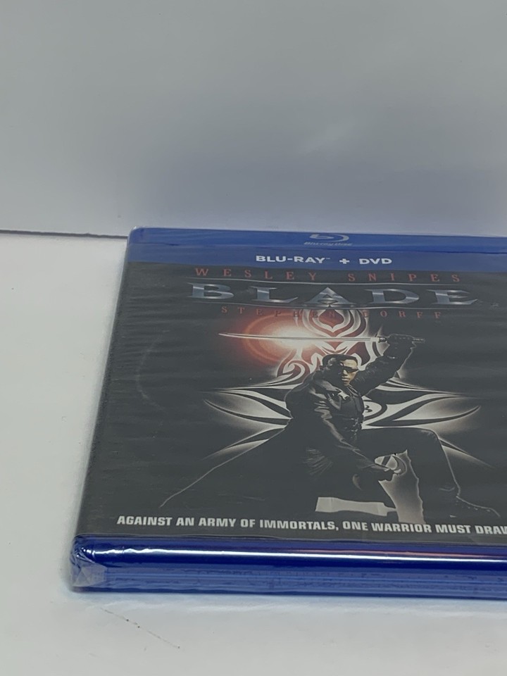 Blade (Blu-ray/DVD Combo Set, 2012) Wesley Snipes, Kris Kristofferson ...