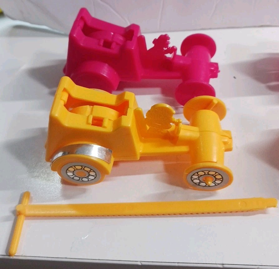 Shake-A-Lot Showcar Cereal Toy 2-Clown Zip Cars 1970 Vintage W/Zip Pull ...