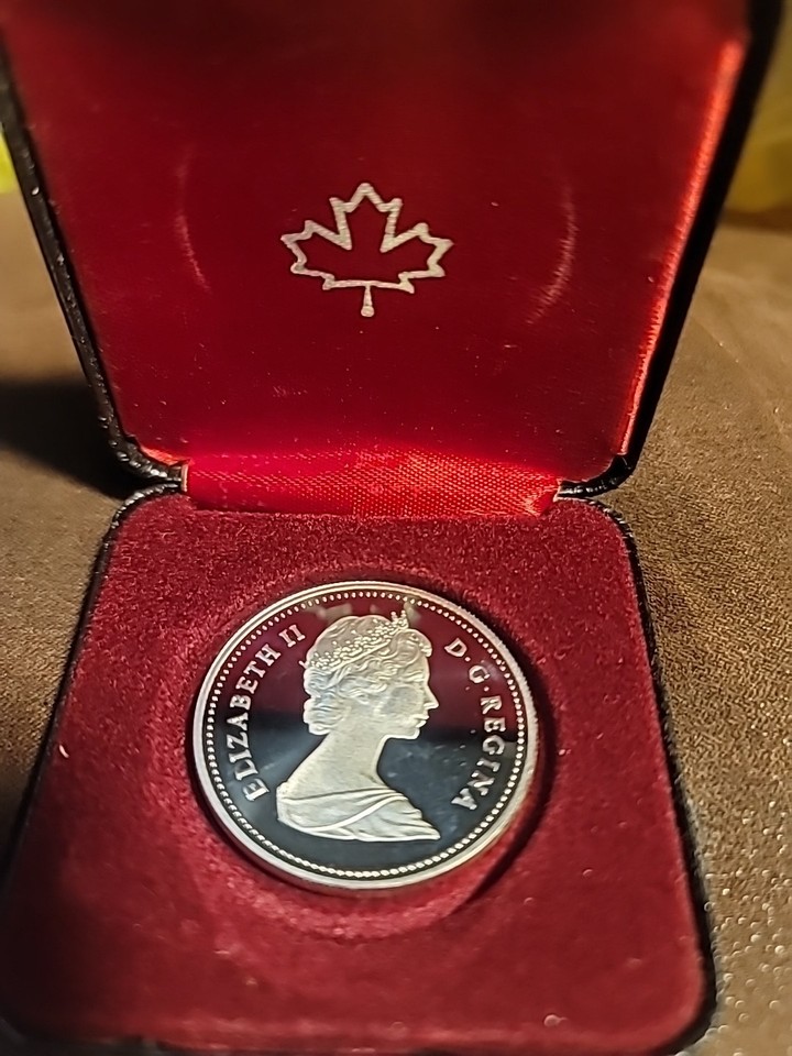1882-1982 $1 Canada PROOF SILVER DOLLAR REGINA COMMEMORATIVE W/ HOLDER ...