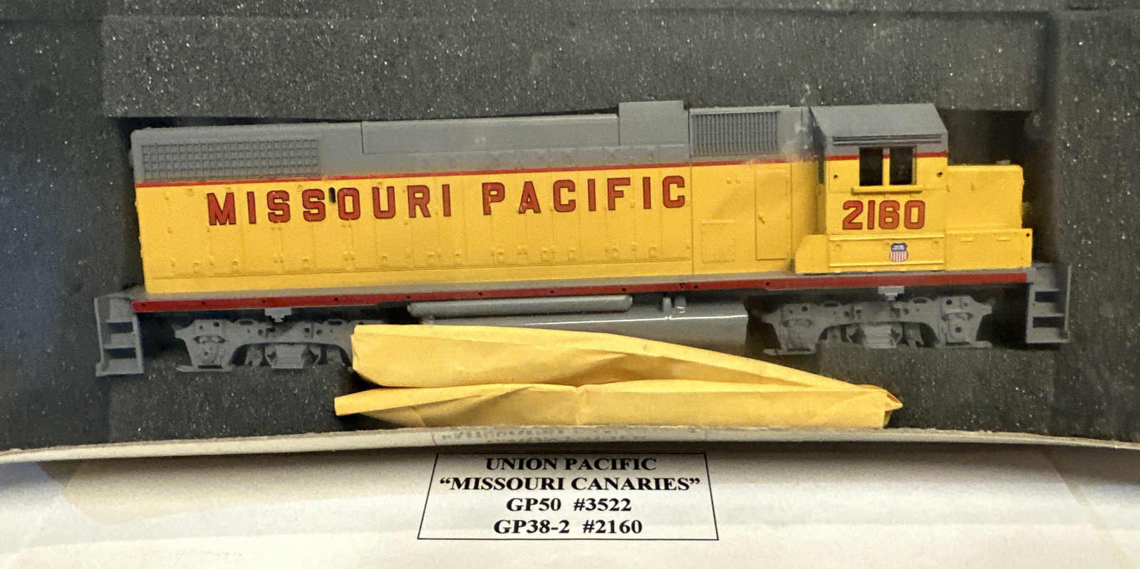 Athearn HO Scale MP Missouri Pacific GP50 Locomotive Engines Kit #2203 ...