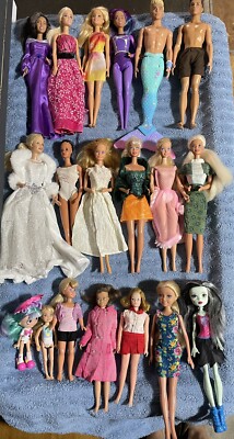 Damaged Barbie Doll Lot Of 19 Ken, Stacy, Skipper, Monster High, Etc ...