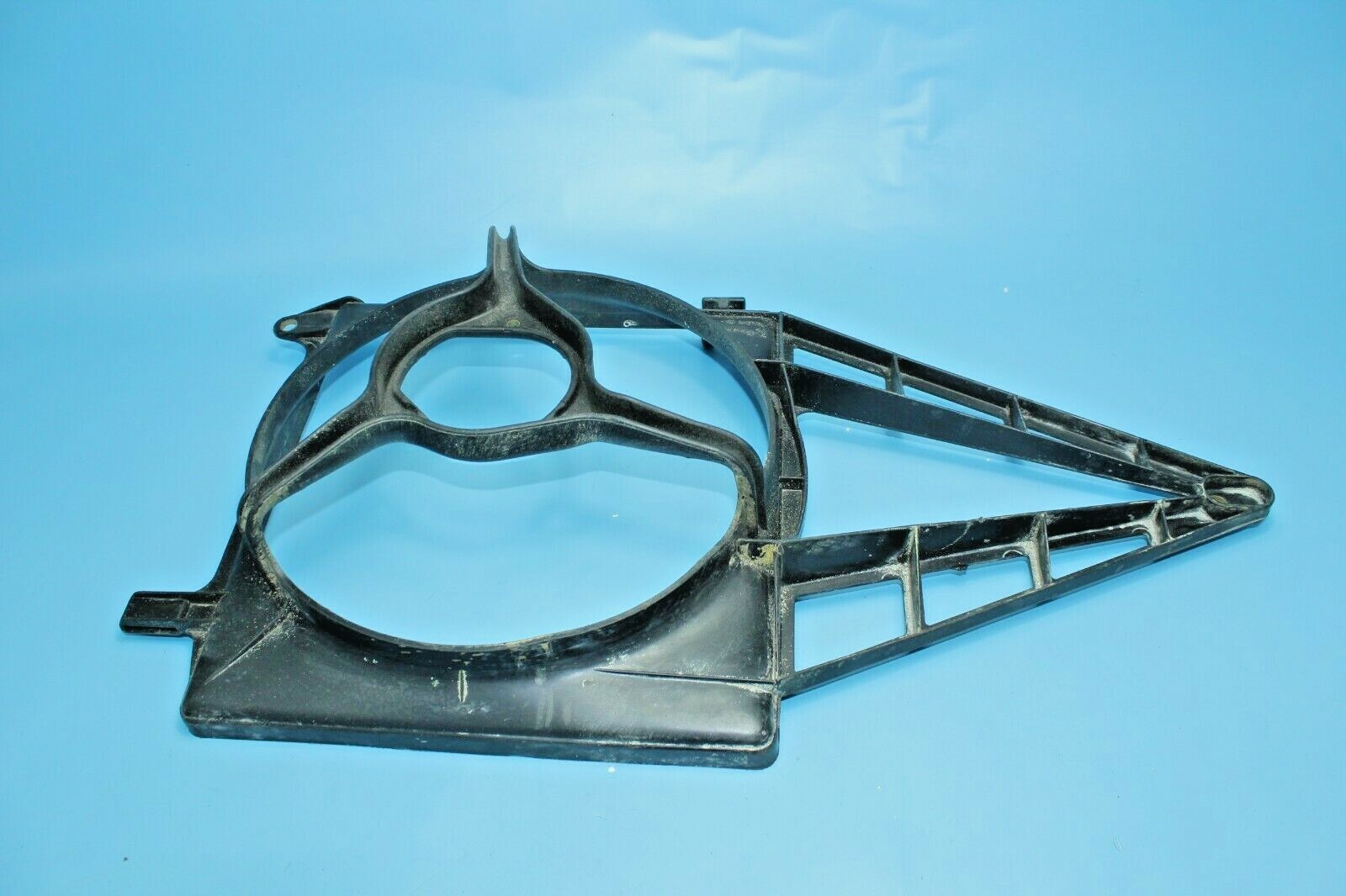 Vauxhall Astra F Kadett Shroud Frame for Aquariums 90265780, 1310327 | eBay