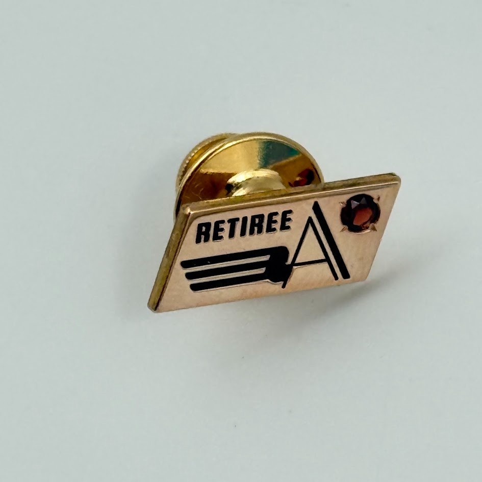 Vtg American Airlines 10K Gold Pin Service Employee Retiree Award Pilot ...