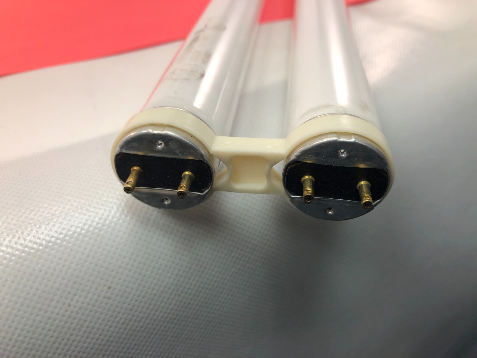 GE 41778 Fluorescent Light Bulb Lamp F31t8/spx41/u 31 Watt 4100k Medium ...