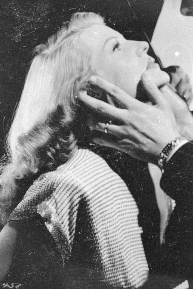 Lot of (8) RITA HAYWORTH ca 1940s Duplicate 35mm Photo Negatives GILDA ...