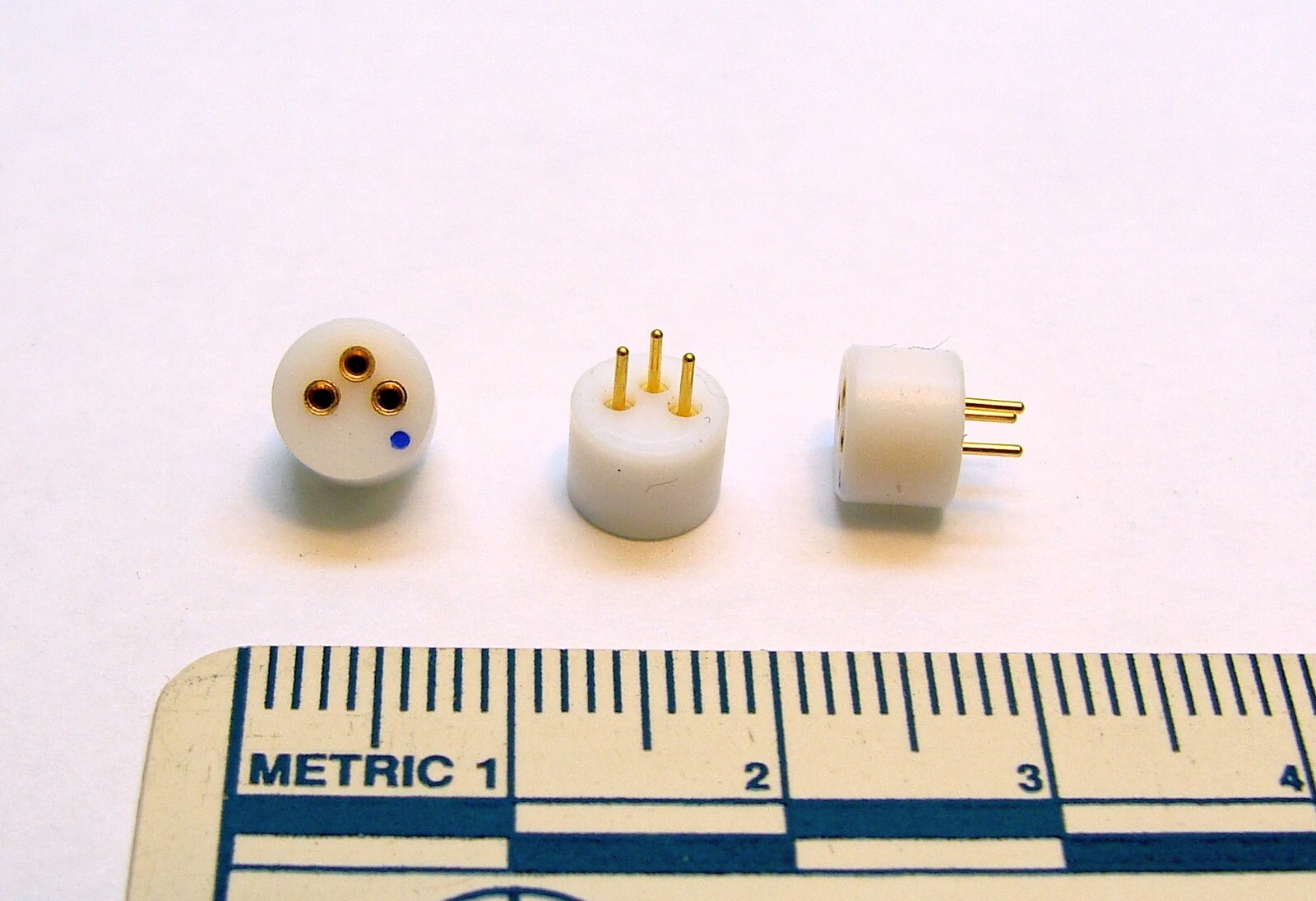 3 Pin Laser Diode, Transistor Electrical Socket TO-5, TO-18 package PC ...