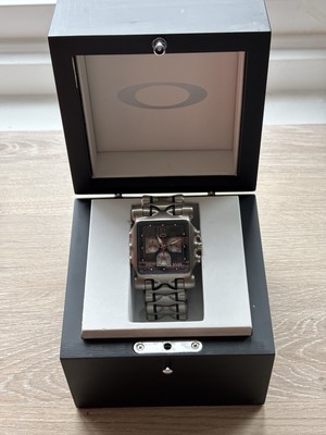 Oakley Minute Machine Black Silver Subdials Chronograph Titanium Watch ...