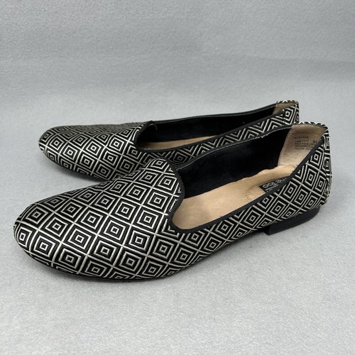 Adam Tucker Me Too Loafer in Geometric Pattern Print, Black And White ...