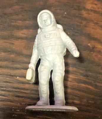 Astronaut #4 Medic First Aid Figure Vintage Grey Space Cadet NASA Moon ...