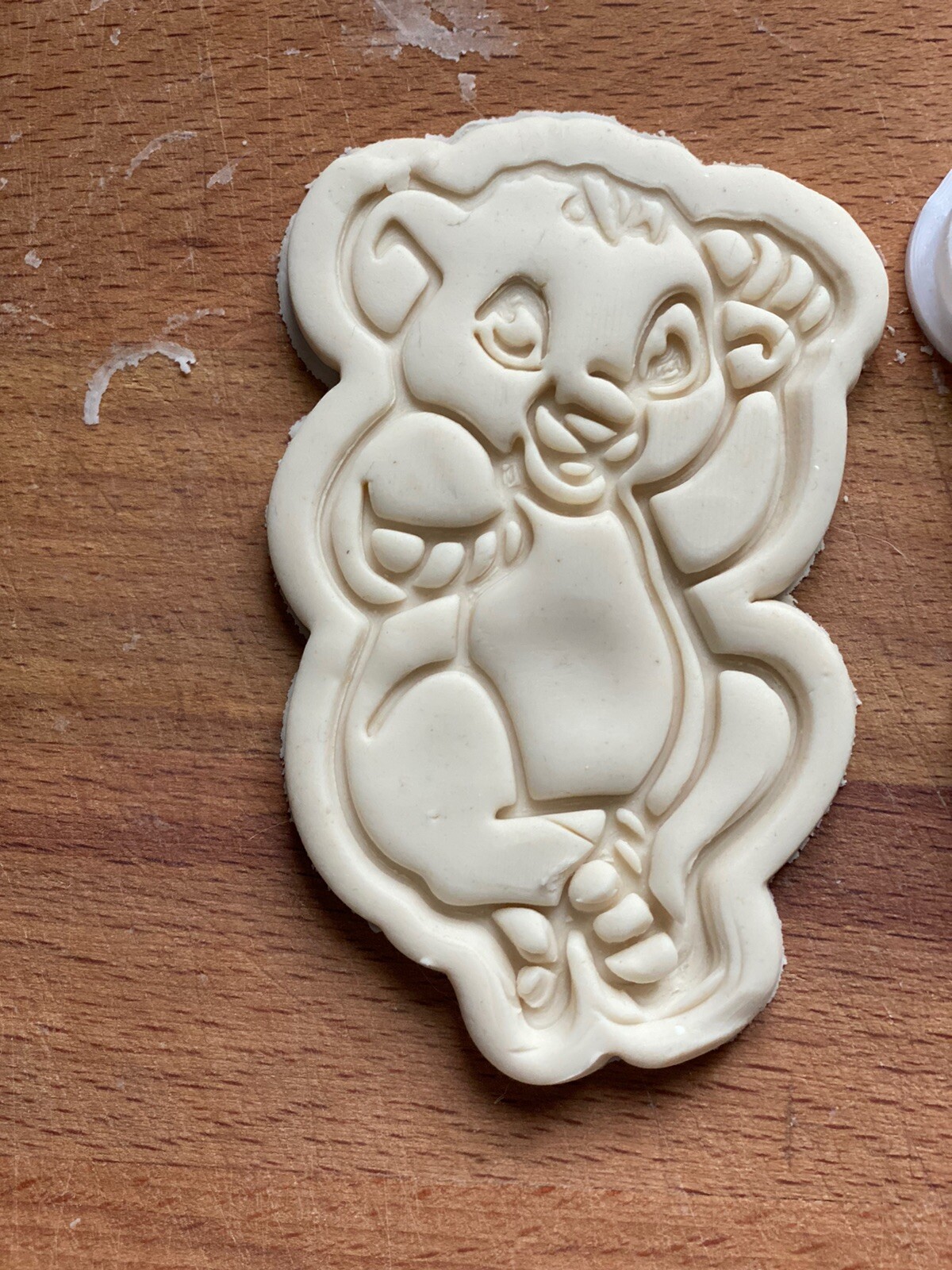 Simba (4) Baby 2pc Cookie Cutter Lion King | eBay