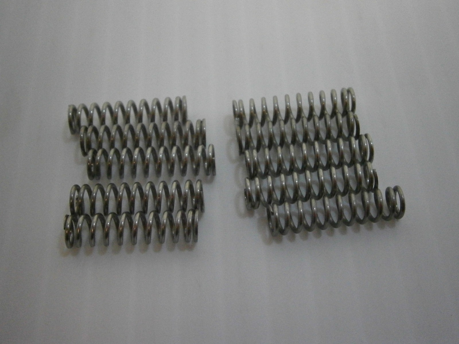 Lee Spring Compression Spring LC-026B-8SS Stainless Steel lot of 10 ...