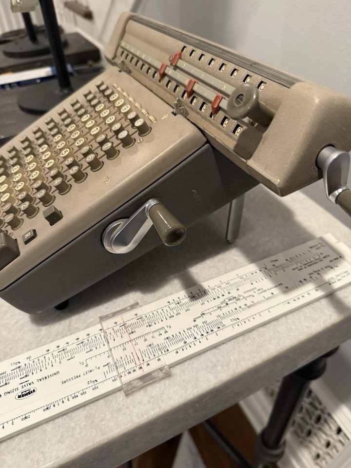 Monroe calculating machine. 1920-1950. Made In Holland Amsterdam. Model ...