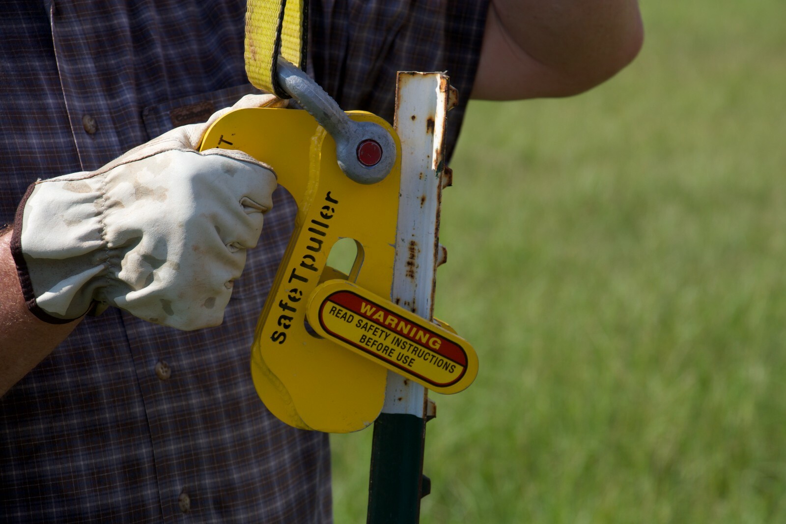 safeTpuller T-post Puller T post removal tool | eBay