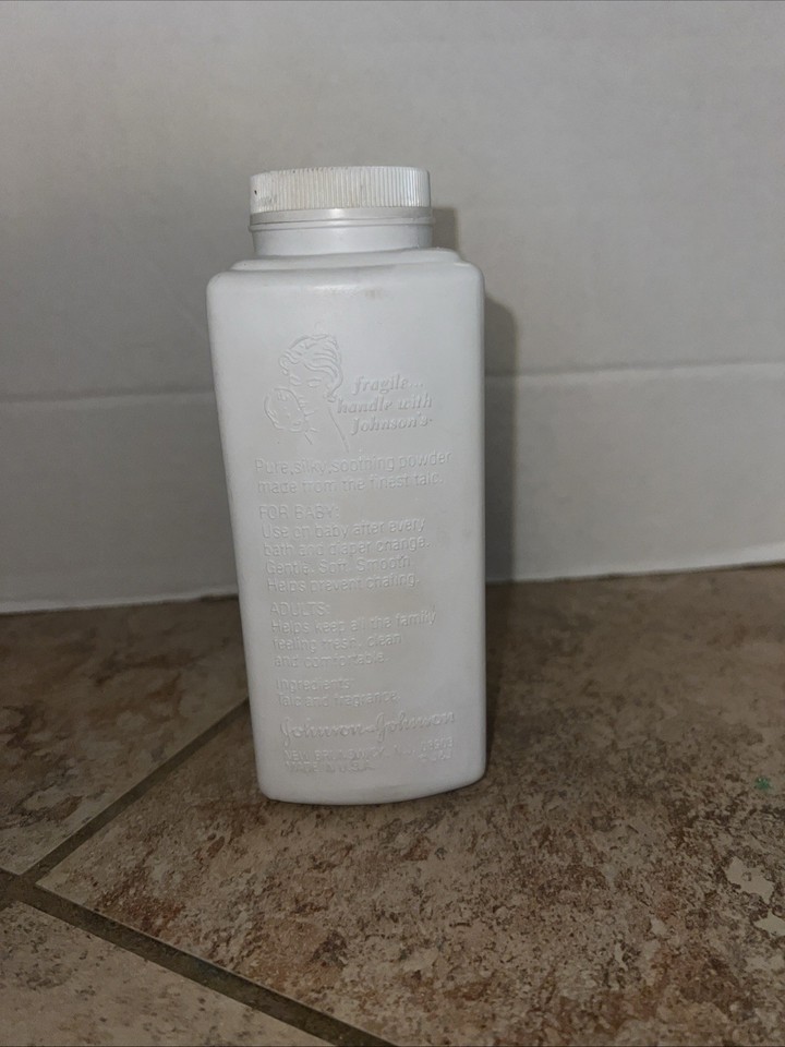 Vintage Johnson’s Baby Powder Original Formula Talc Scent 9 oz 40% Full ...