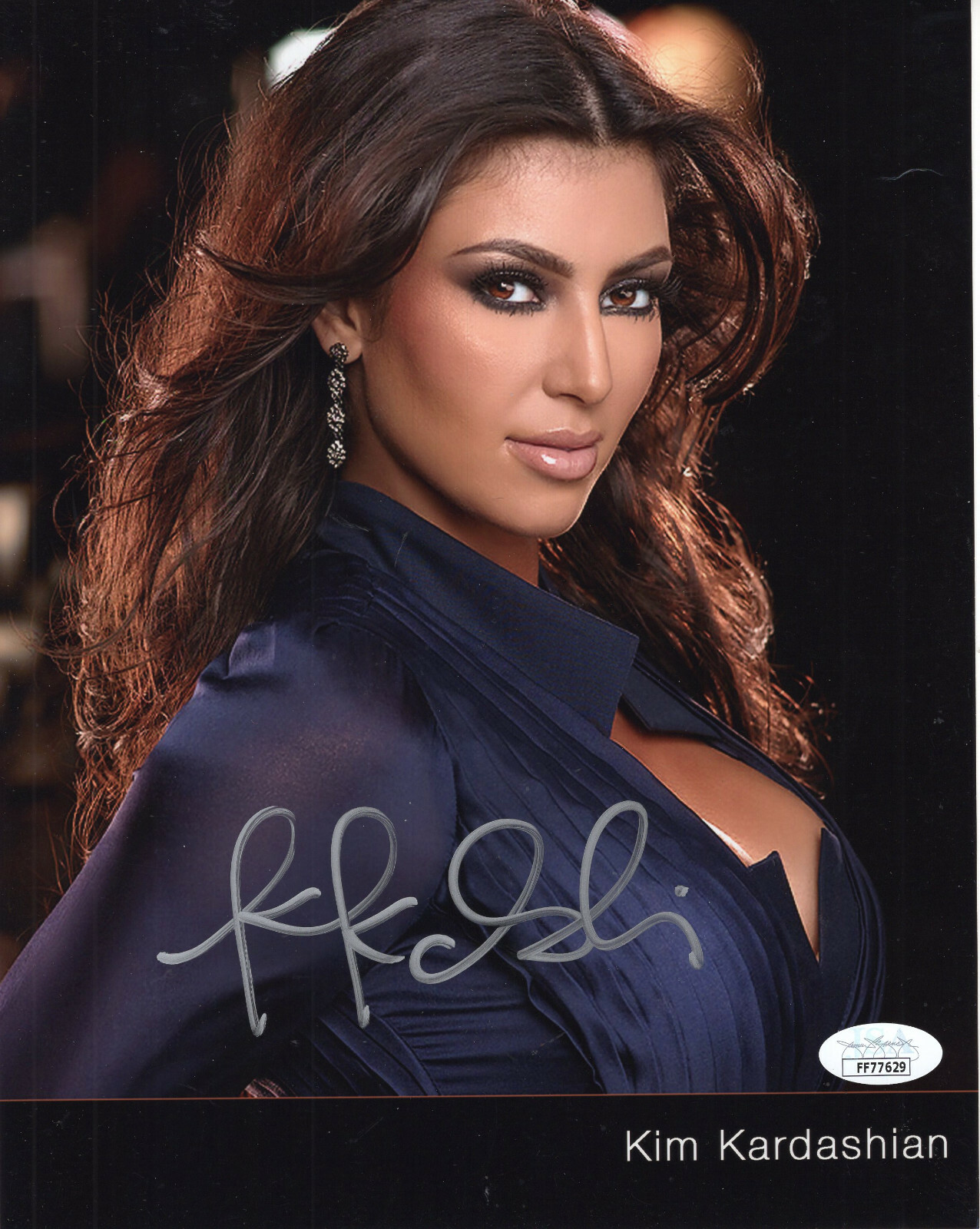 KIM KARDASHIAN HAND SIGNED 8x10 PHOTO GORGEOUS+VERY SEXY POSE JSA | eBay
