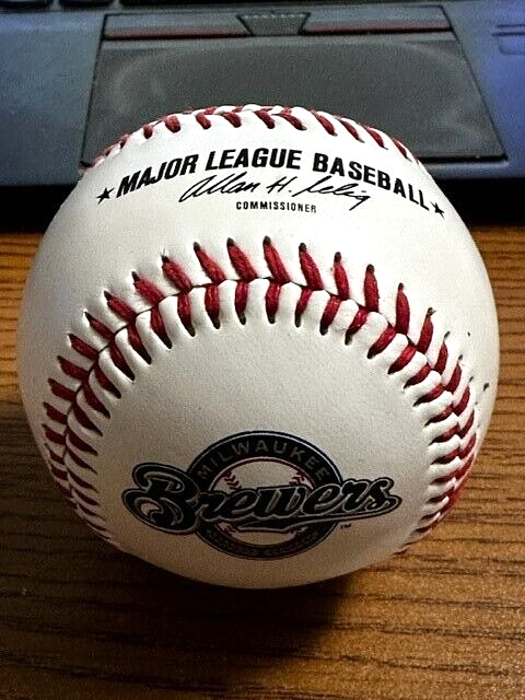 BILL HALL SIGNED AUTOGRAPHED BREWERS LOGO BASEBALL! Milwaukee Brewers ...