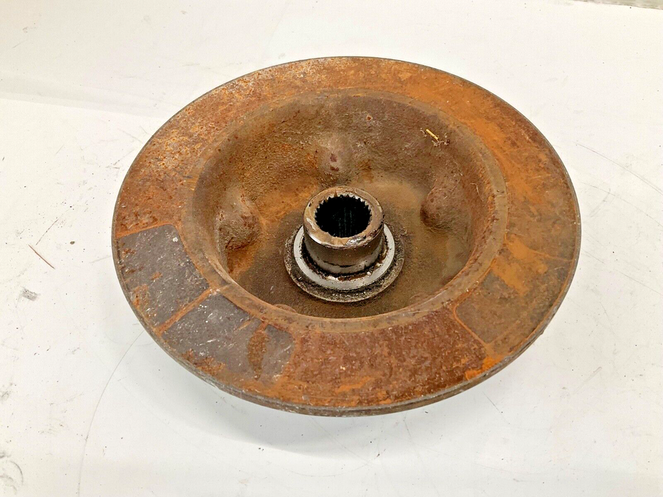 John Deere Gator 835 825 Brake Rotor Hub AM142949 | eBay