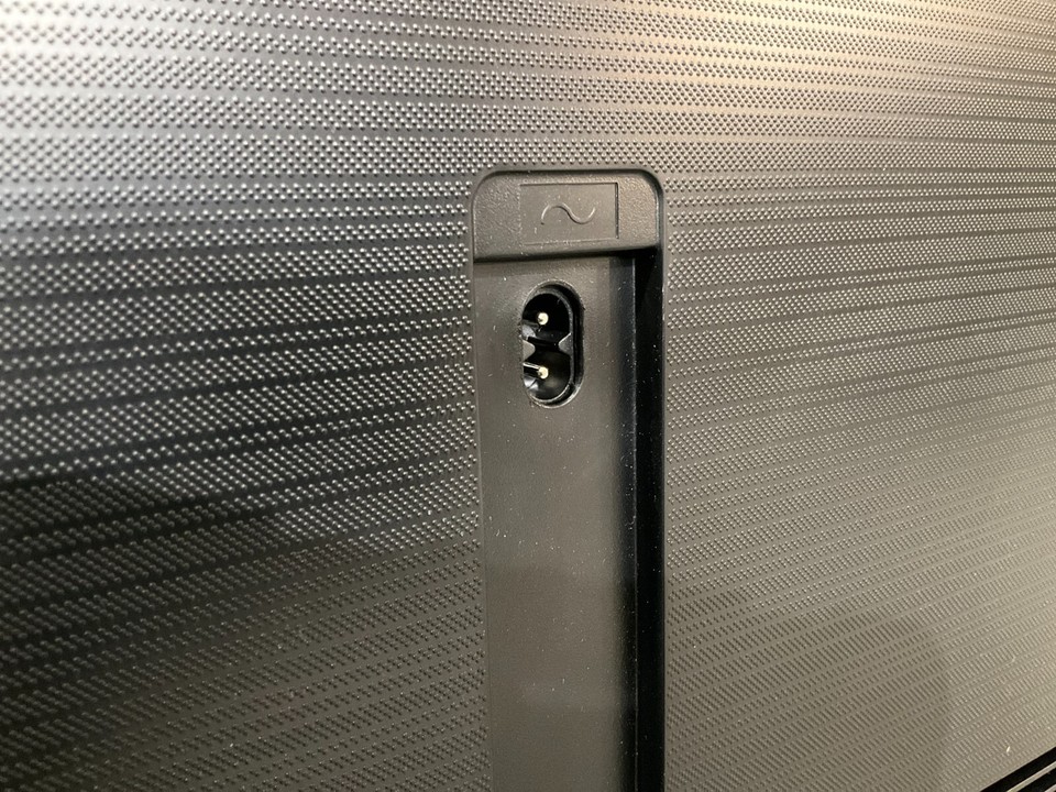 Samsung TU7000 65" LED LCD Smart TV 4K UN65TU7000FXZA READ ...