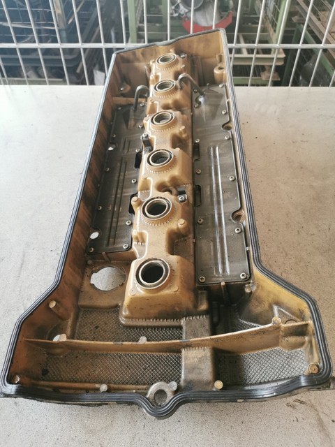 MERCEDES W124 320 M104 Engine Cylinder Head Rocker Cover 1040160705 for ...
