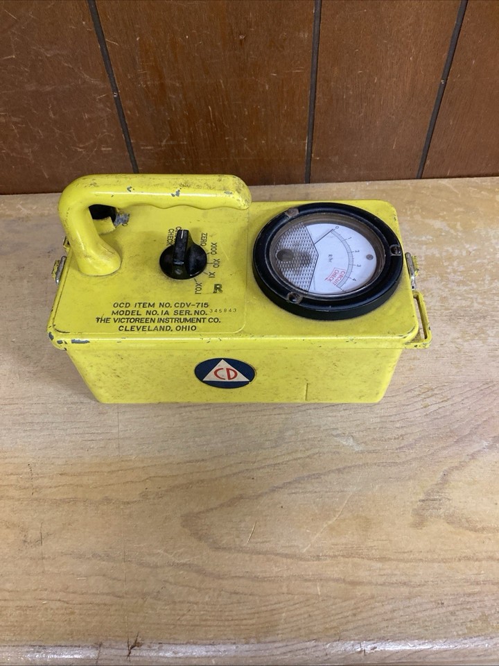 *As-Is For Parts* Victoreen Instrument Co CDV-715 Geiger Counter ...