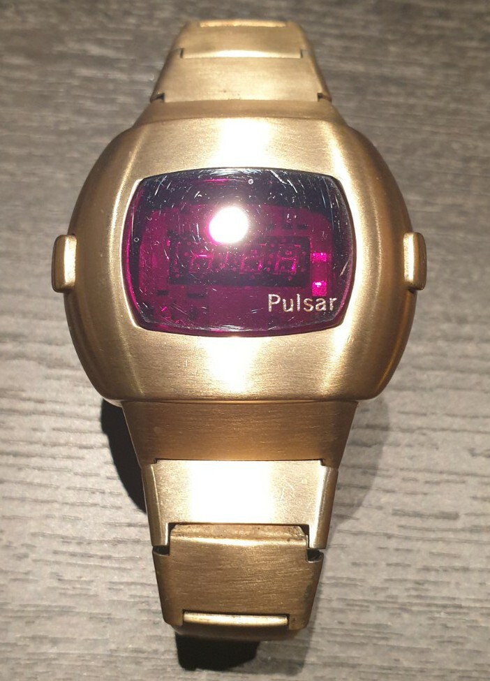 VINTAGE 1970 QUARTZ PULSAR P3 LED ORIGINALE GOLD WATCH. | eBay