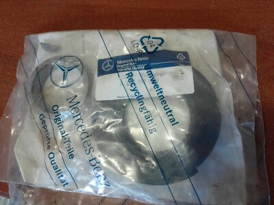 MERCEDES W110 W115 W123 Elring Mercedes Crankshaft Seal Front SET ...