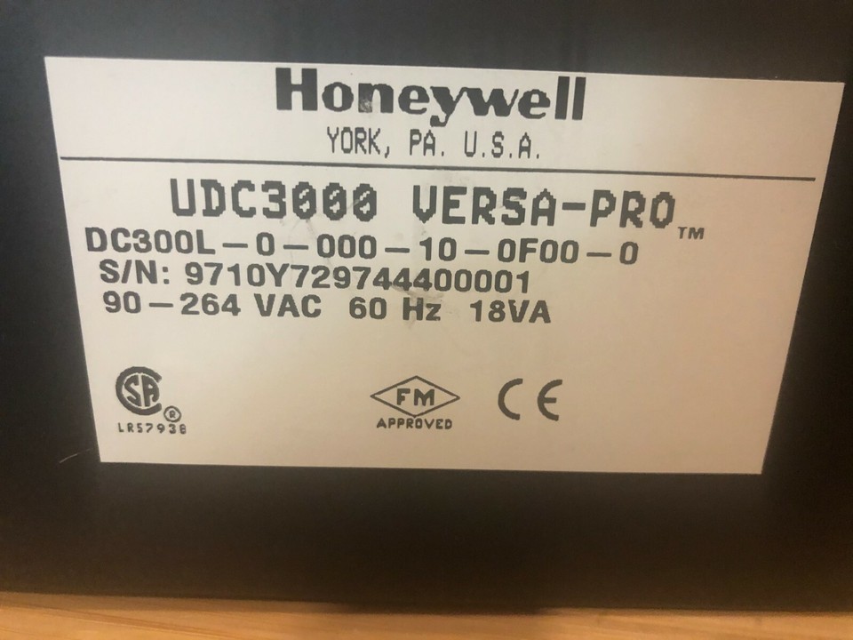 Honeywell DC300K-0-000-20-0000-0 Versa-Pro Temperature Control UDC3000 ...