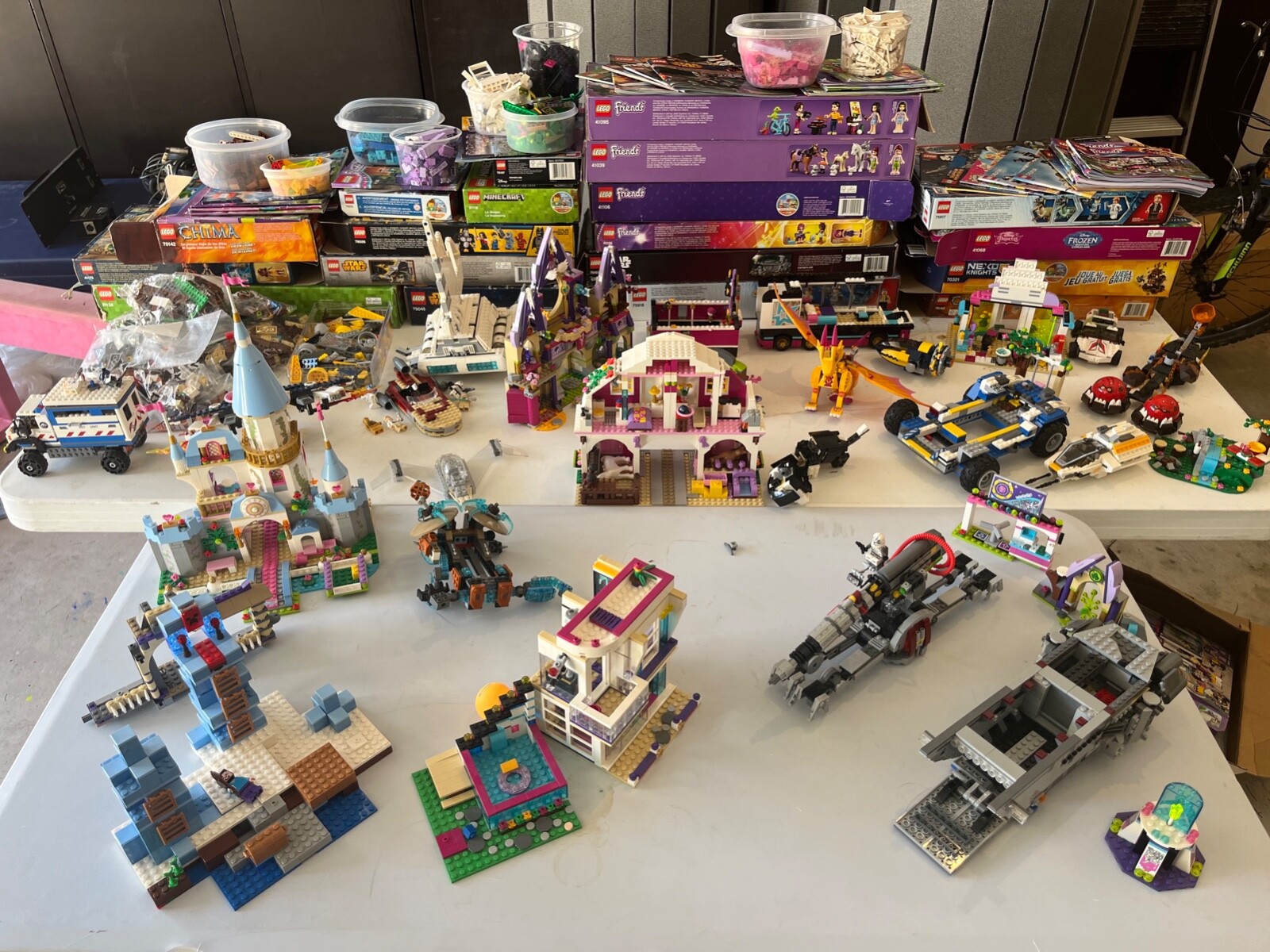 Lots of Legos selling as one set. See description. Re-send offers didn ...
