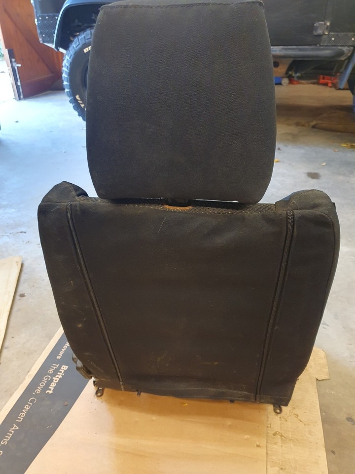 Land Rover Defender front seats. 90 110, 130 tdci, tdi Mesh Seats/WIMIK ...