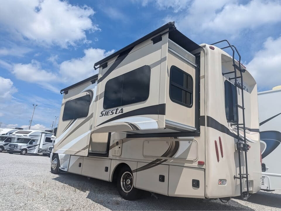 2017 Thor Motor Coach Siesta Sprinter 24SS Class C RV Stock #593559 49k ...