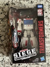 Transformers War for Cybertron Siege Series Ratchet