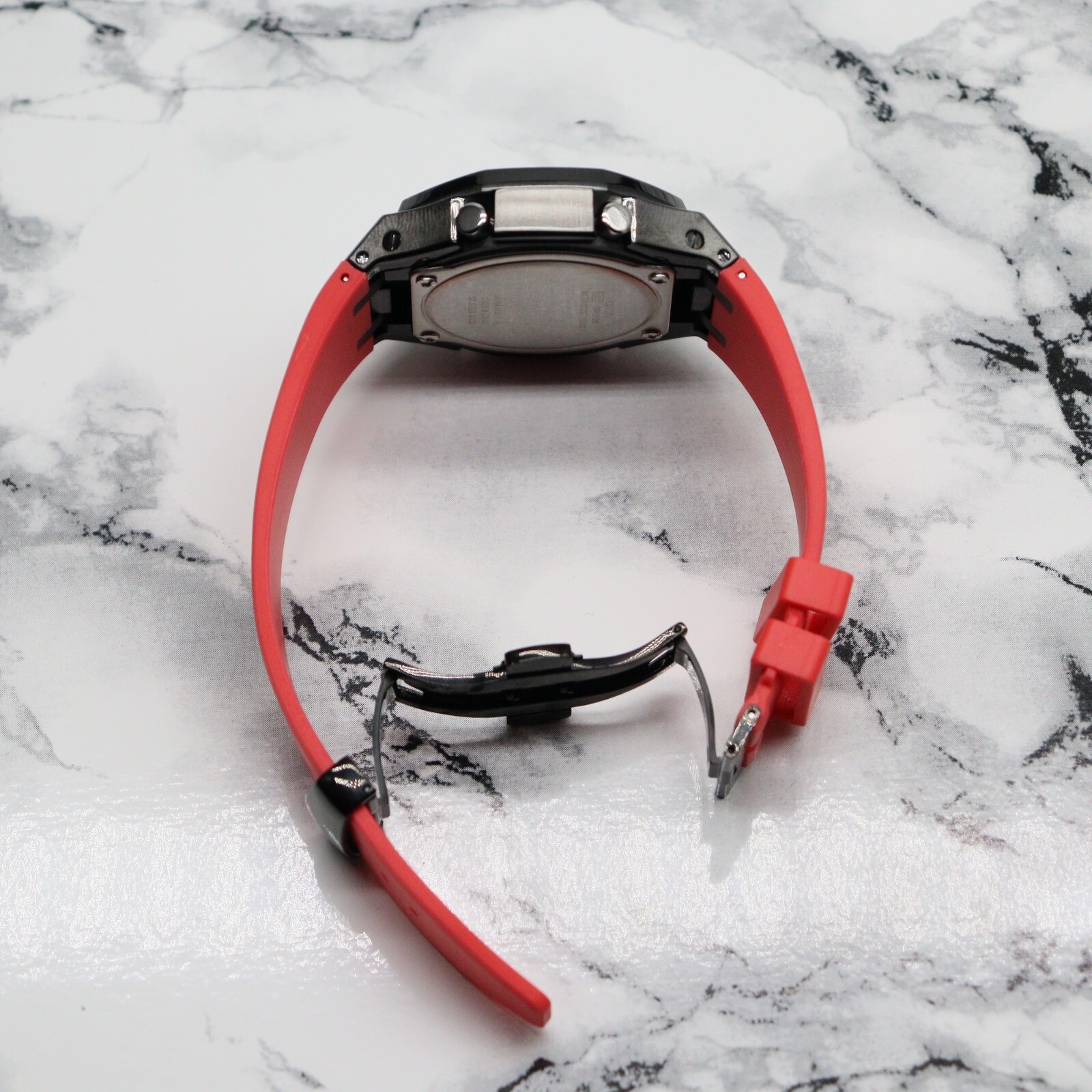 Montre Casio G-Shock GA2100 - Custom Casioak Mod Kit Royal Oak - Red ...