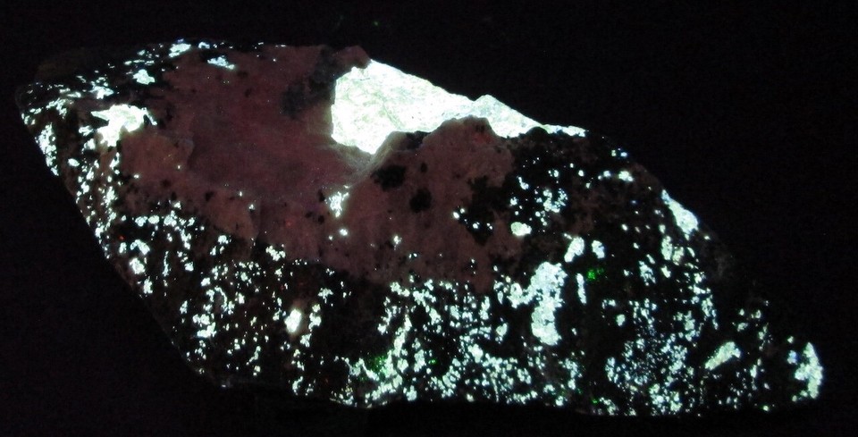 Scheelite Powellite Fluorescent Mineral Strawberry Mine, Madera, CA | eBay