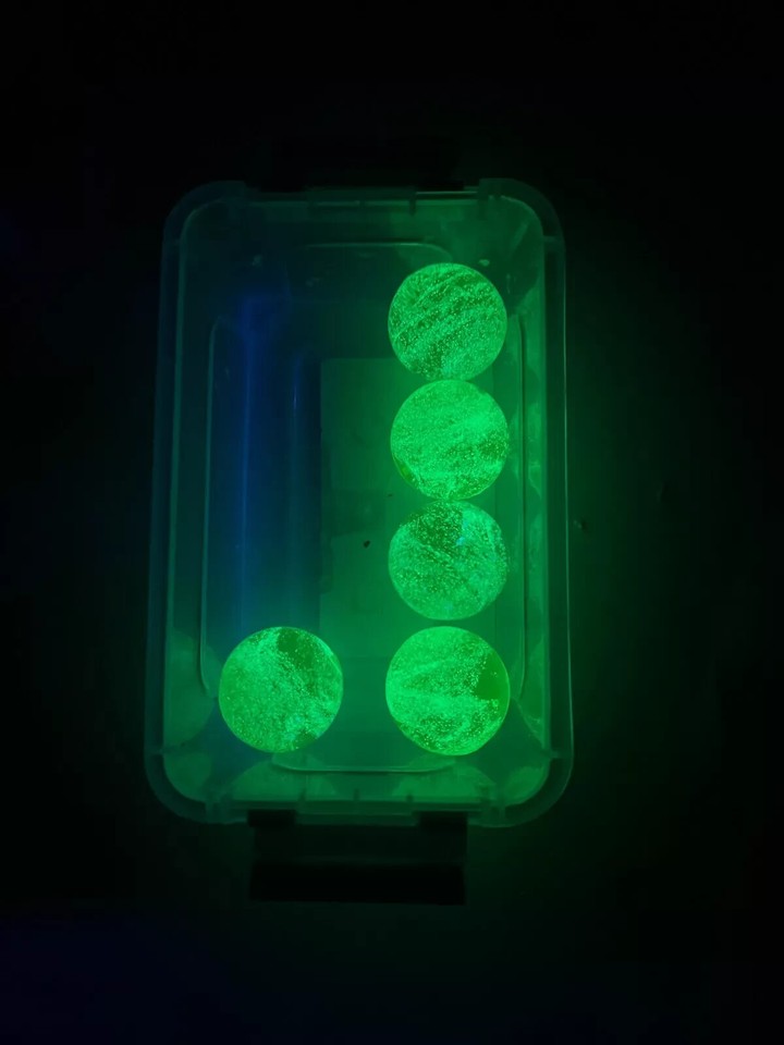 NEW! Vaseline / Uranium glass ball with AFTERGLOW / light collectible ...