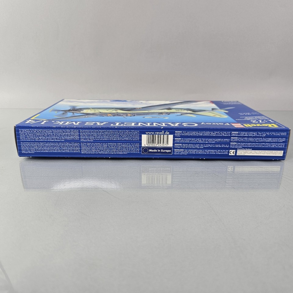 Revell 1:72 Fairey Gannet AS Mk. 1/4 Model Kit 04397 Carrier Aircraft ...