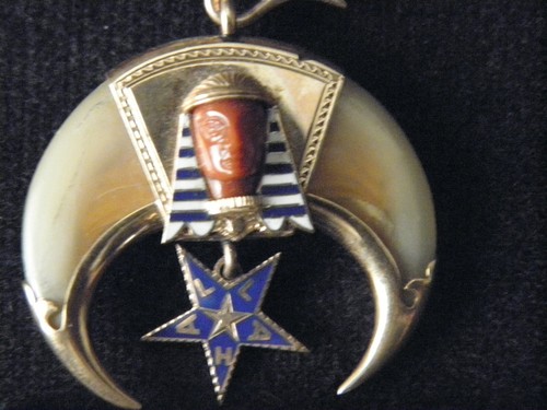 Authentic 16k Gold Shriner Claw Brooch W 12g Engraved to Murat Tempel ...