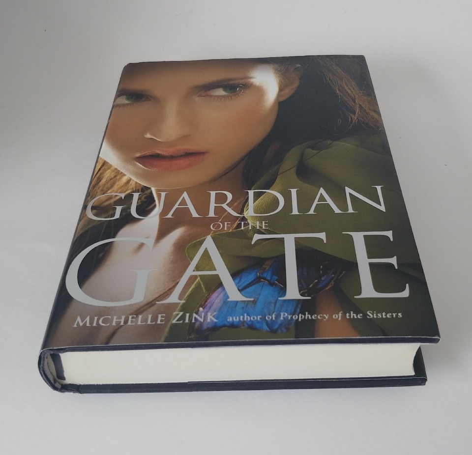 Guardian of the Gate by Michelle Zink (2010, Hardcover) 9780316034470| eBay